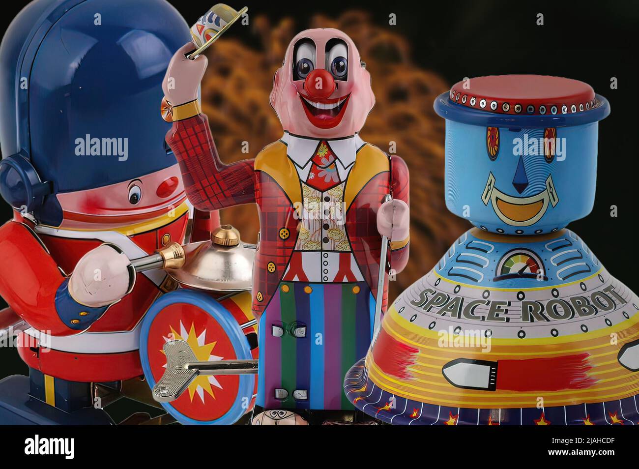 A collection of vintage toys Stock Photo - Alamy