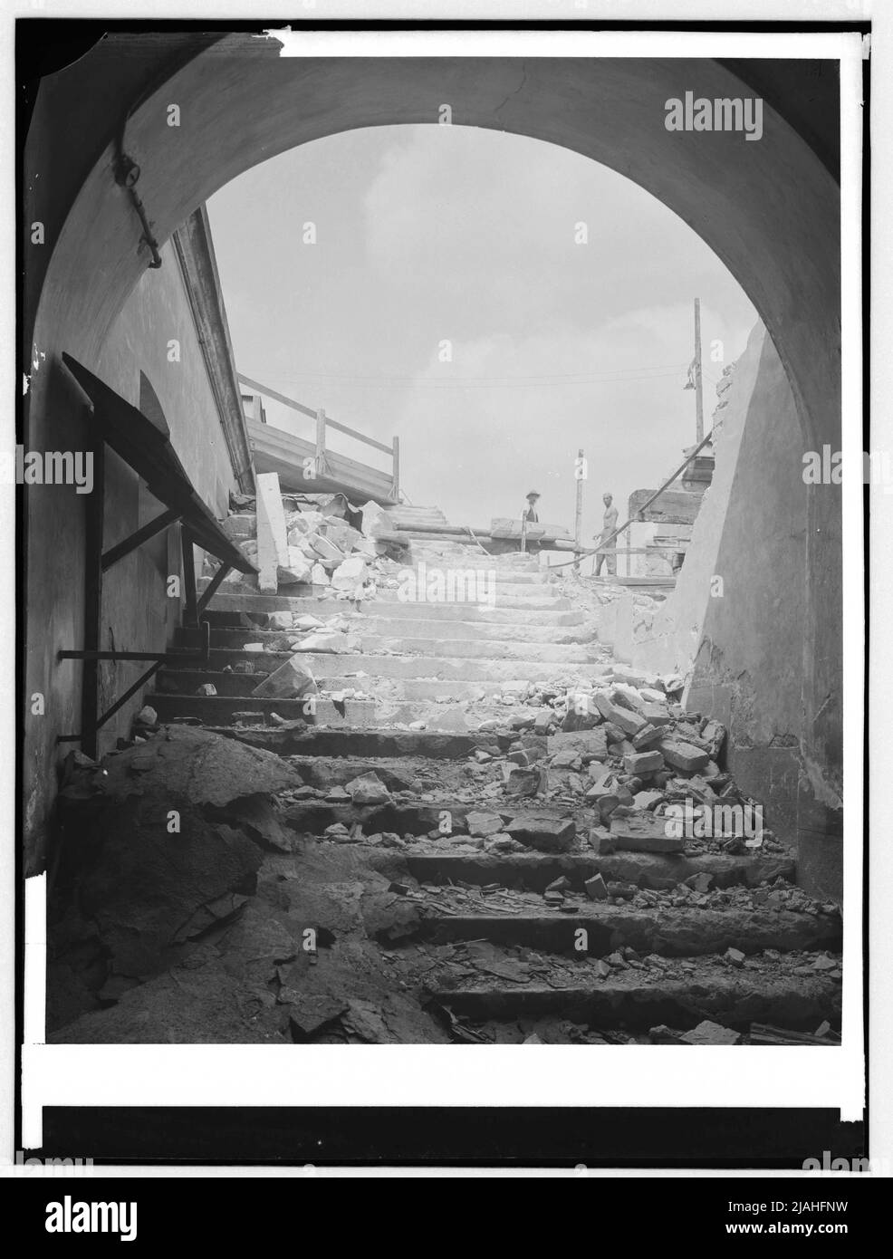 Heroic culture Black and White Stock Photos & Images - Alamy