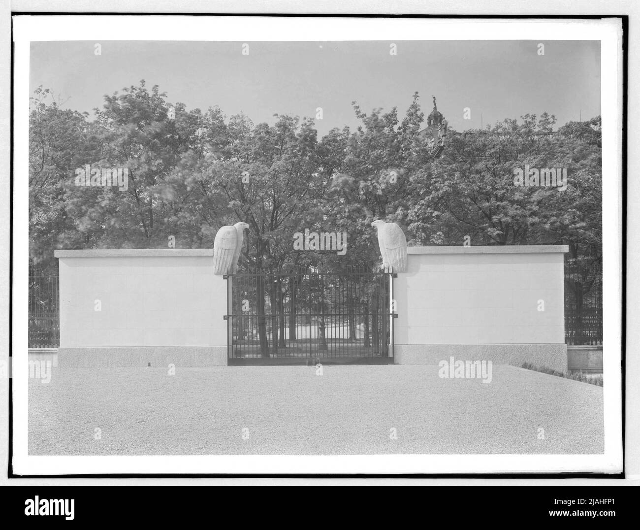 Entrance gate to the Austrian heroic monument on the outer castle gate ...