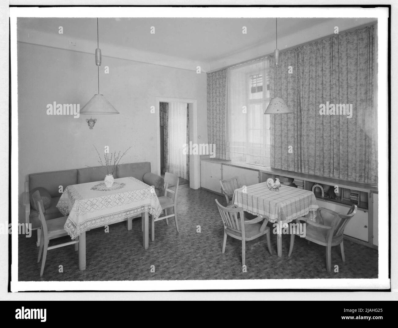 Ess room (apartment baker Josef Schrott, 15th, Mariahilferstraße 159 ...