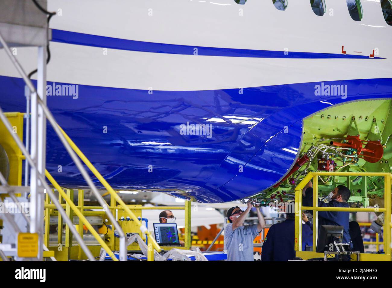 Assembly line workers america High Resolution Stock Photography and ...