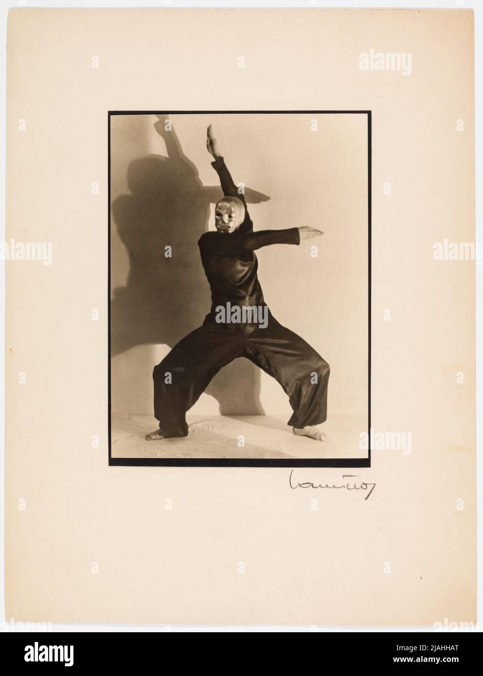 Rosalie Chladek (Hellerau-Laxenburg school) in a mask dance. Unknown ...