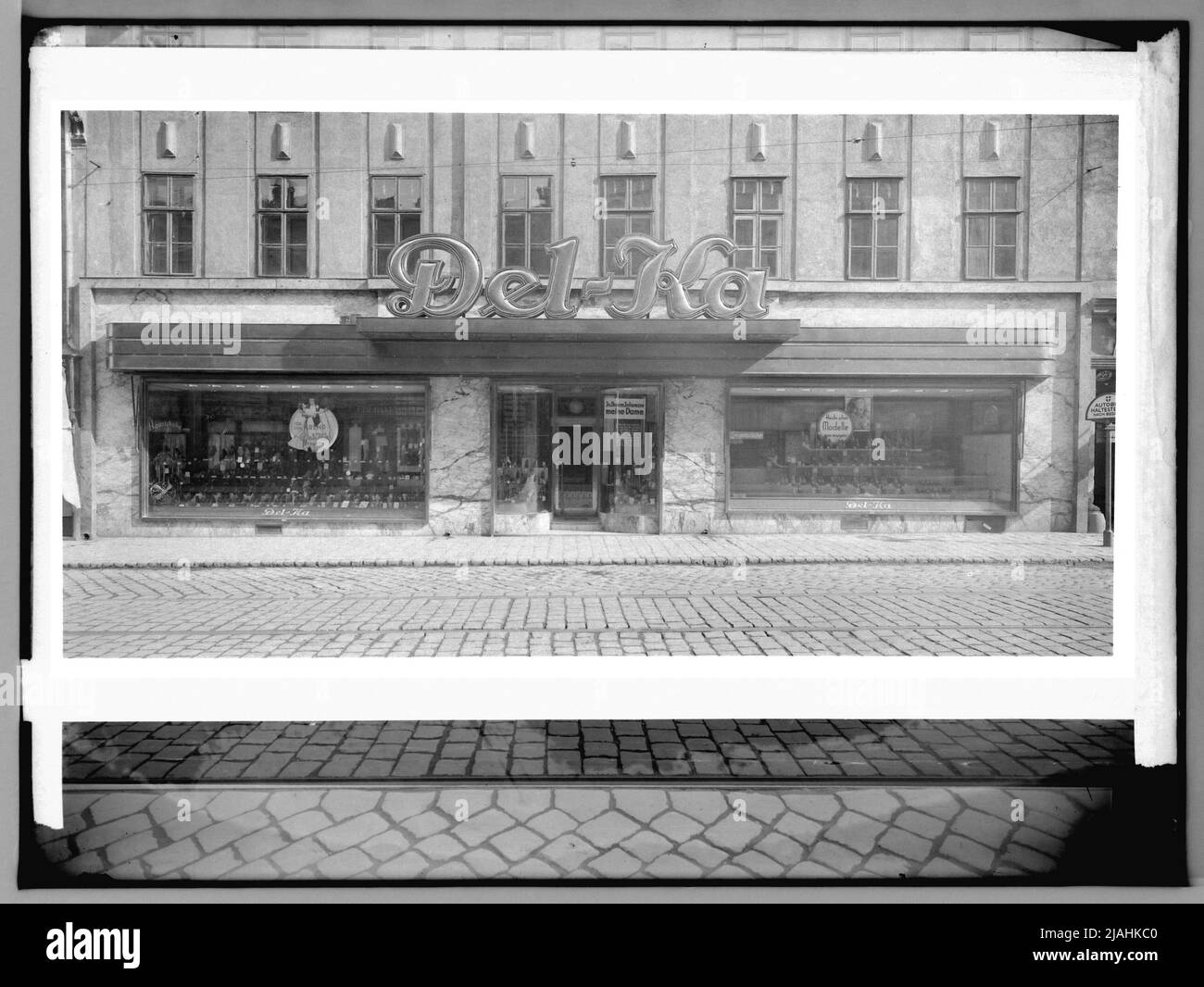 Shoe store "DEL-KA", exterior view. Martin Gerlach jun. (1879-1944 ...