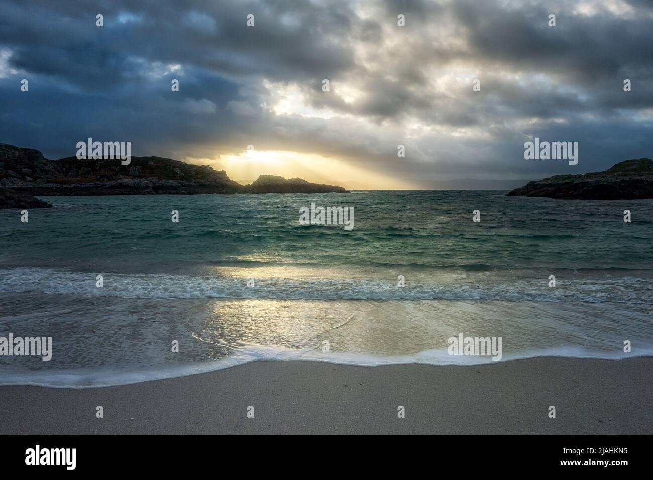 Scottish seascape - Rhu Point Beach in winter, Port Nam Murrach on the ...