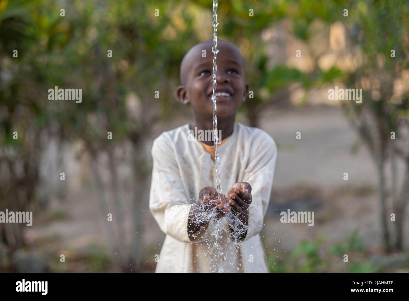 Well child hi-res stock photography and images - Alamy