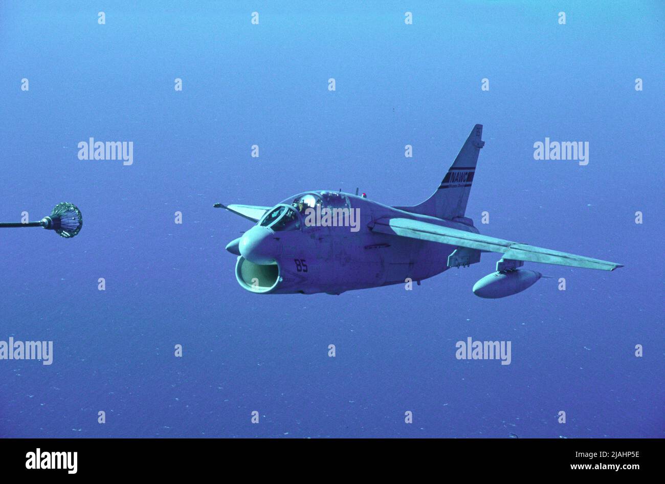 Flying pacific ocean fighter aircraft hi-res stock photography and ...