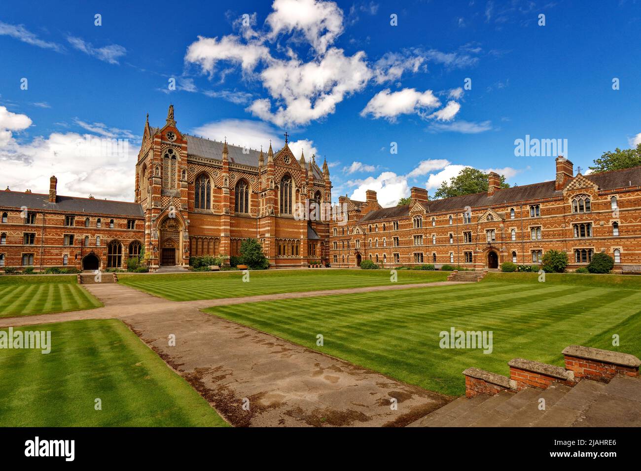 OXFORD CITY ENGLAND KEBLE COLLEGE CHAPEL EXTERIOR AND GREEN LAWNS OF ...