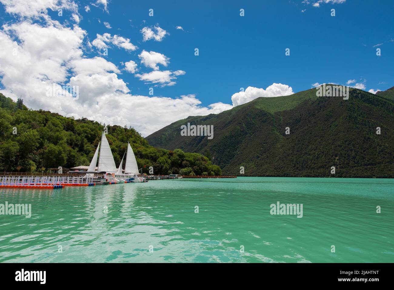 Crystal Clear Glacial Water and Snowy Peaks at Pagsum Lake in Nyingchi ...