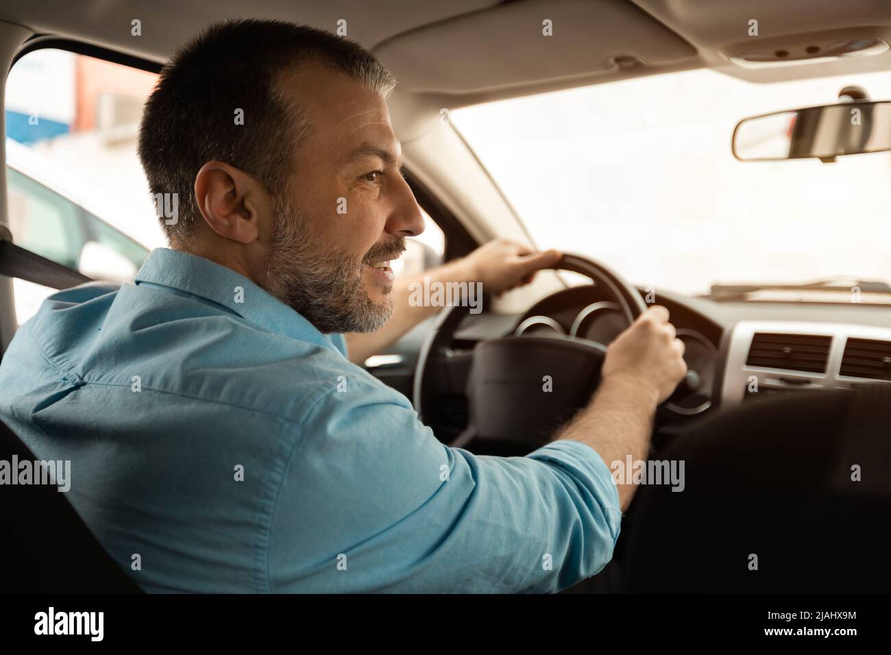 Car speed test hi-res stock photography and images - Alamy