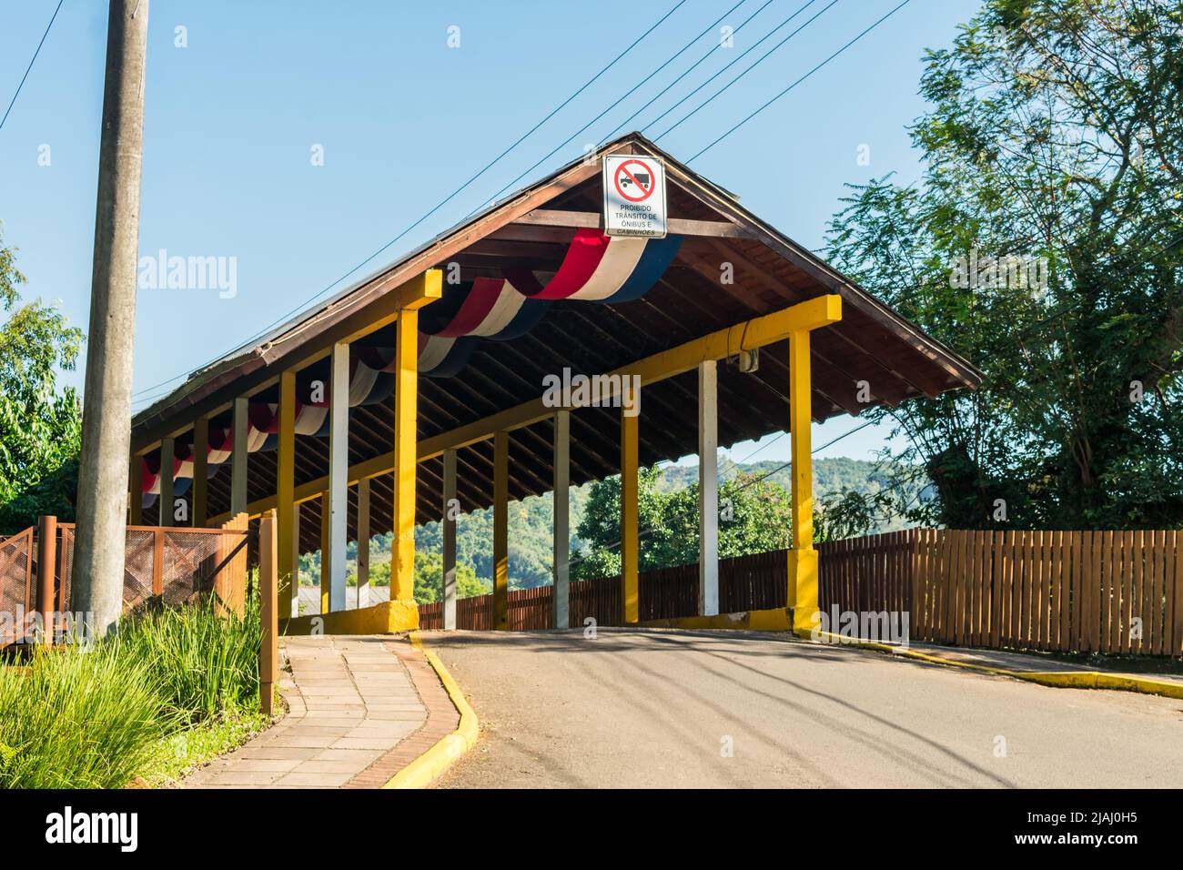 Tres Coroas, Brazil - Circa May 2022: Entrance of the covered bridge ...