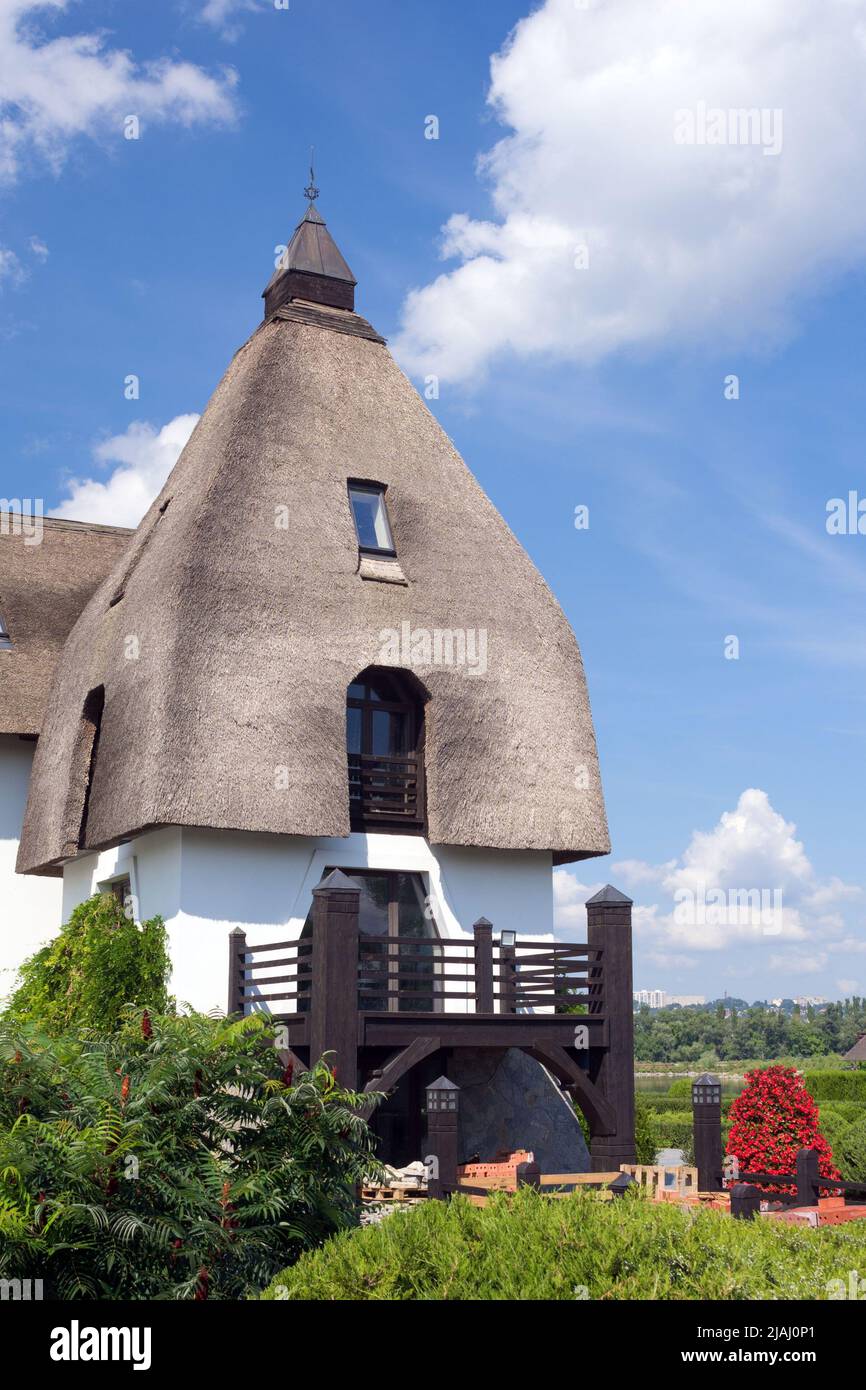 Ukrainian traditional house hi-res stock photography and images - Alamy