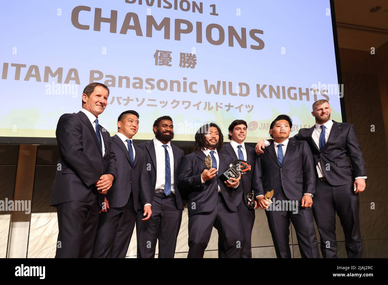 Tokyo, Japan. 30th May, 2022. (L-R) Saitama Panasonic Wild Knights head ...