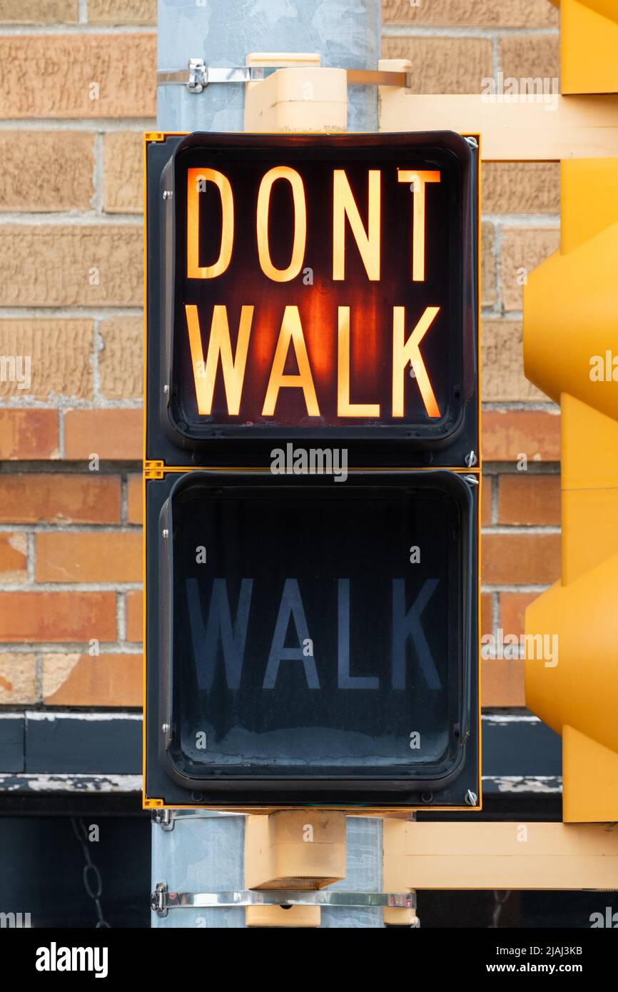 Dont walk signals hi-res stock photography and images - Alamy