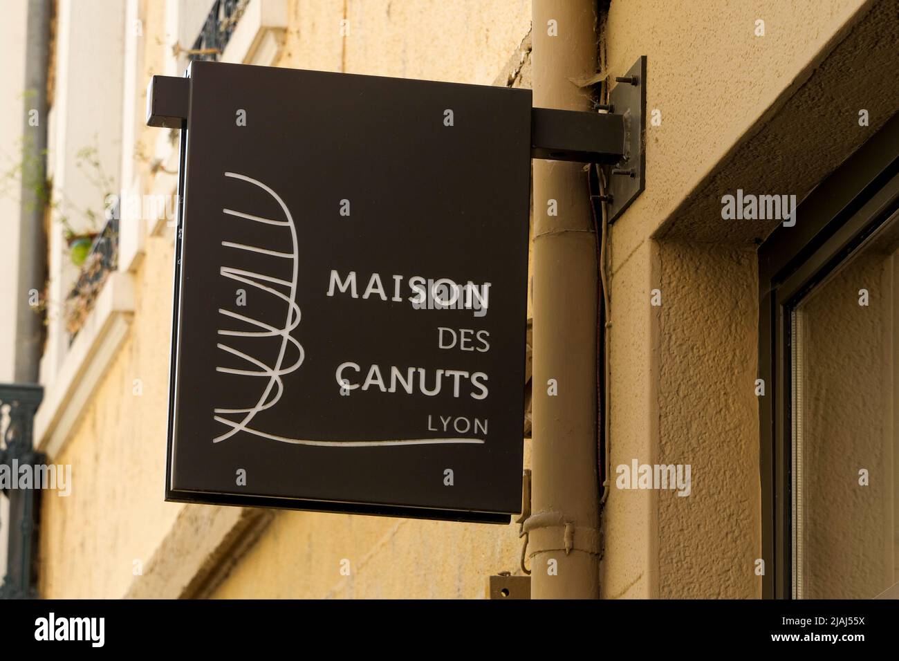 Silk museum lyon hi-res stock photography and images - Alamy