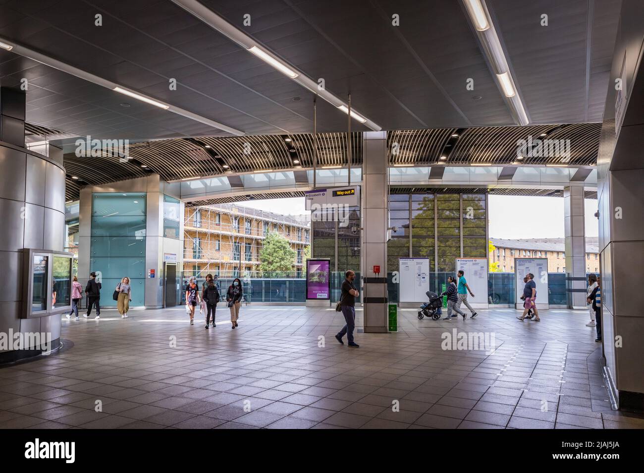 Elizabeth line whitechapel hi-res stock photography and images - Alamy