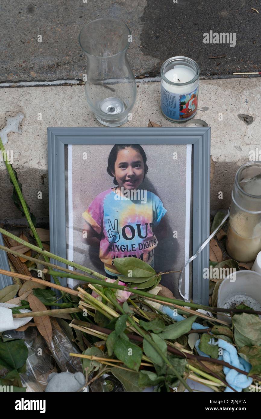 Alithia ramirez hi-res stock photography and images - Alamy