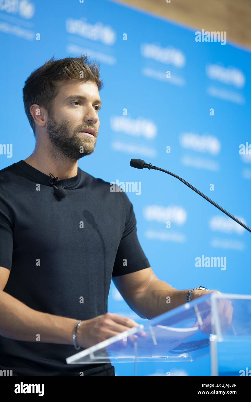 Unicef spanish singer hi-res stock photography and images - Alamy