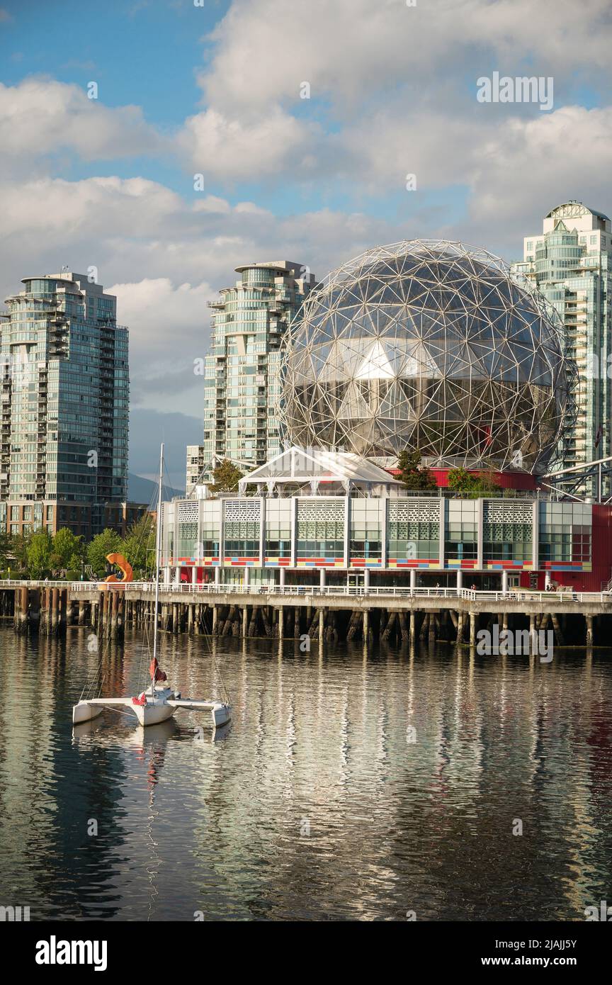 Science world hi-res stock photography and images - Alamy