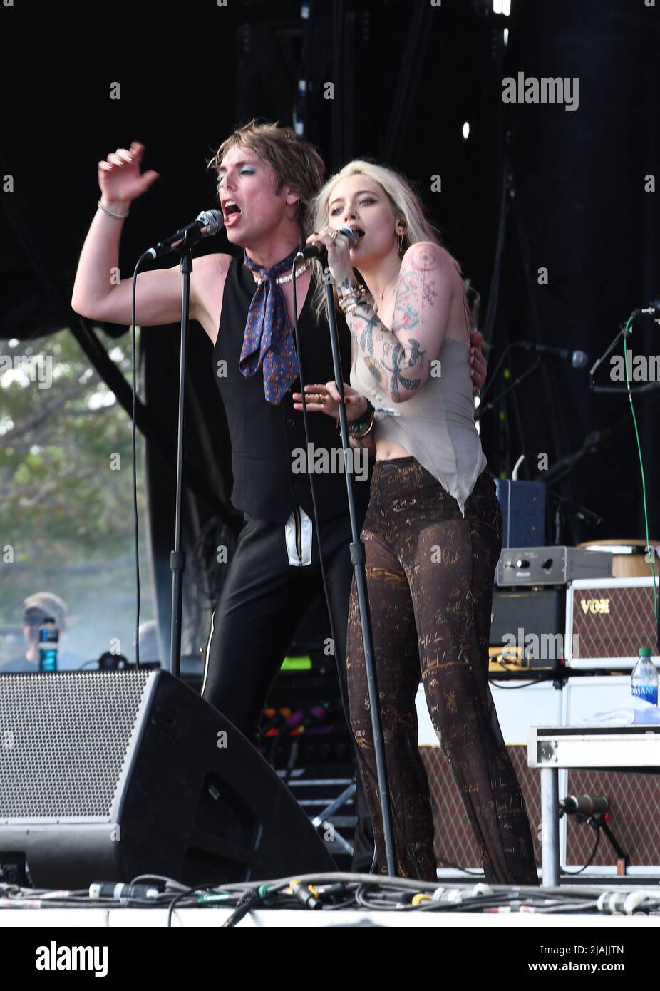 Luke spiller with paris jackson hi-res stock photography and images - Alamy