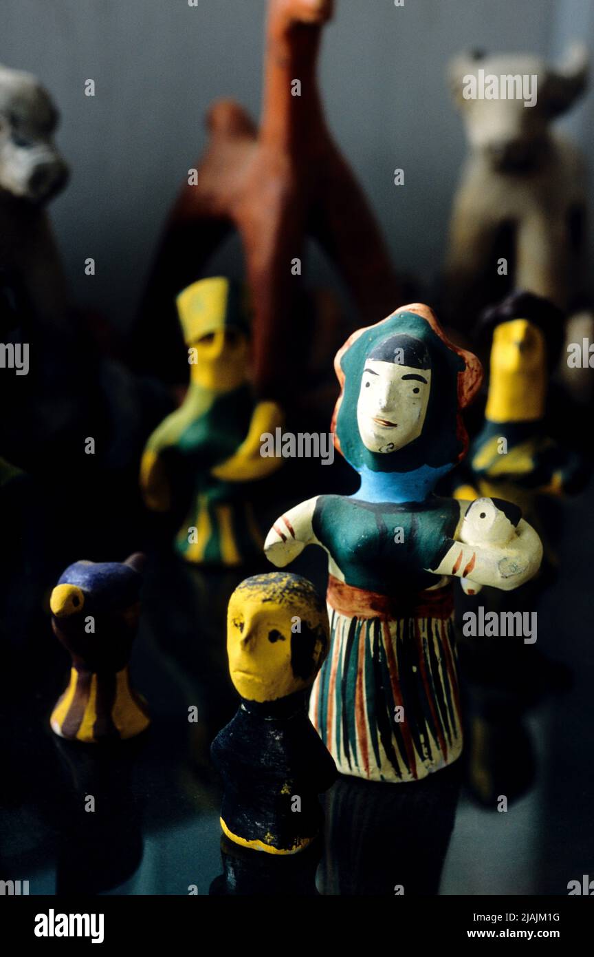 Clay toys. Dhaka, Bangladesh. January, 2002 Stock Photo - Alamy