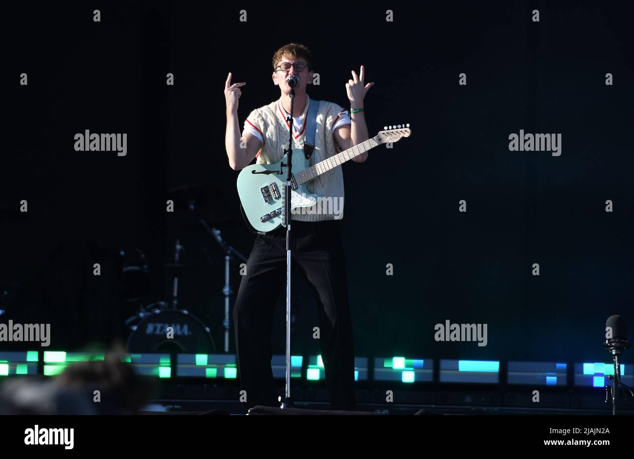 Glass animals drew macfarlane hi-res stock photography and images - Alamy