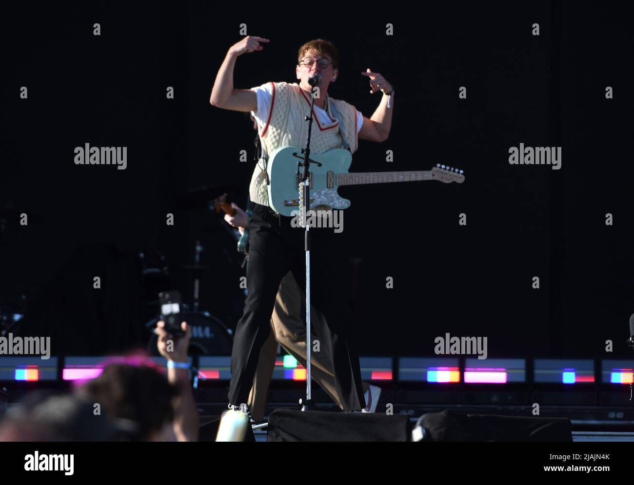 Glass animals drew macfarlane hi-res stock photography and images - Alamy