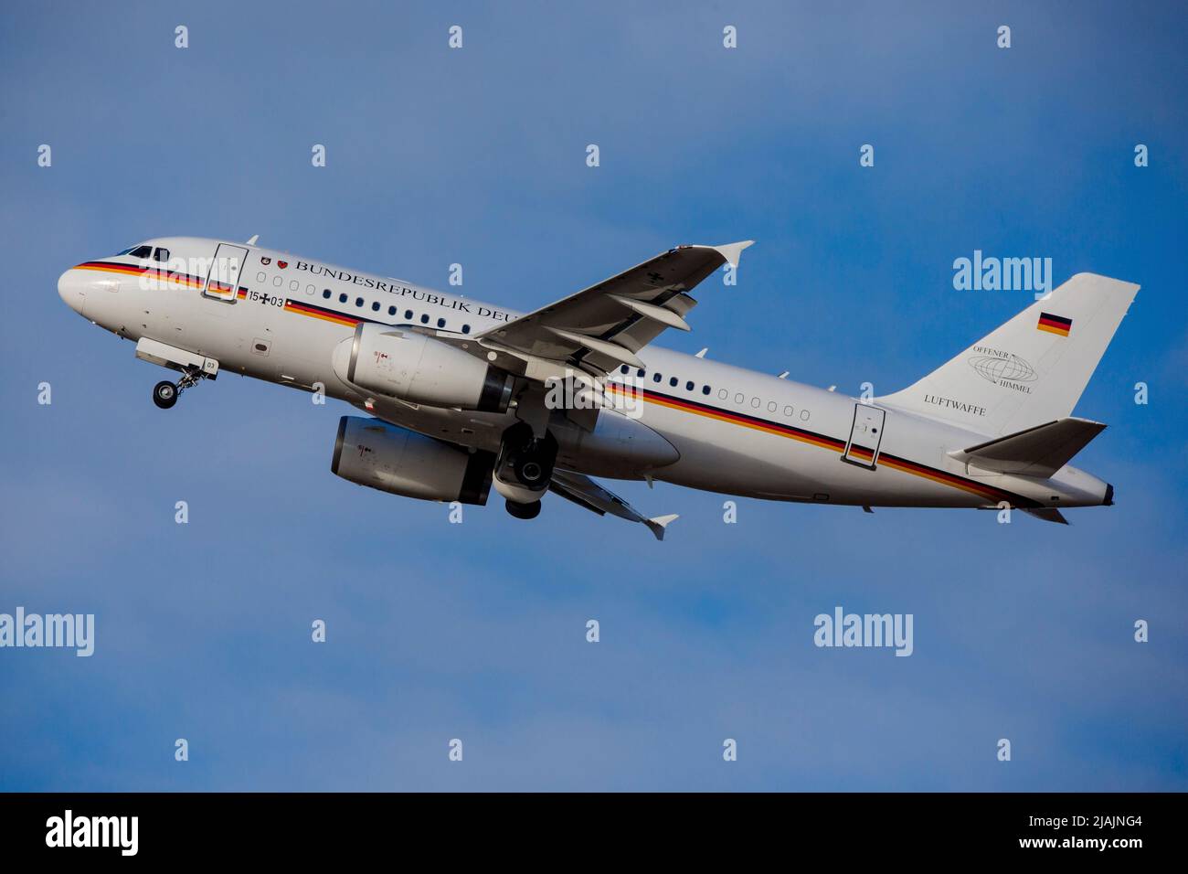 Modified airplane hi-res stock photography and images - Alamy