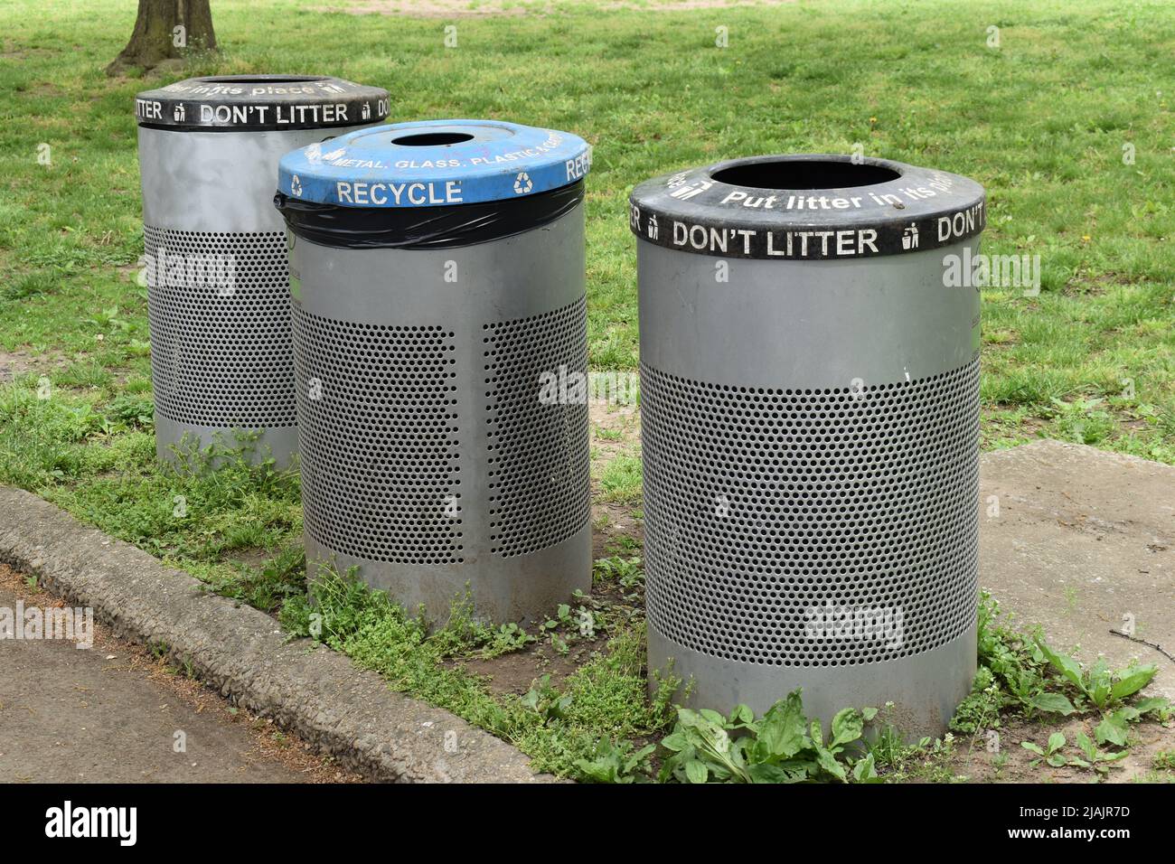 Recycle bins hi-res stock photography and images - Alamy