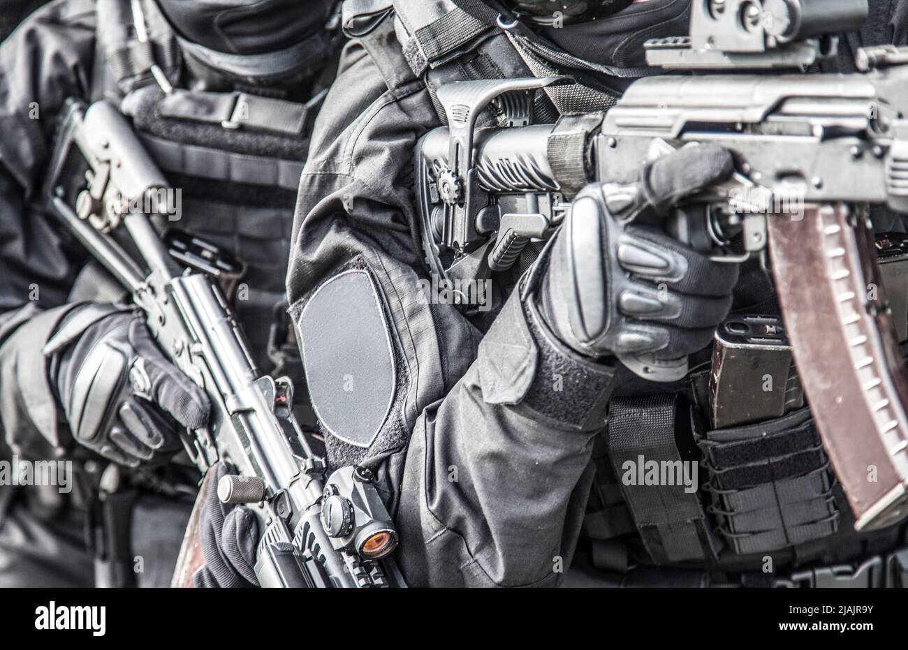 Stack of rifles hi-res stock photography and images - Alamy