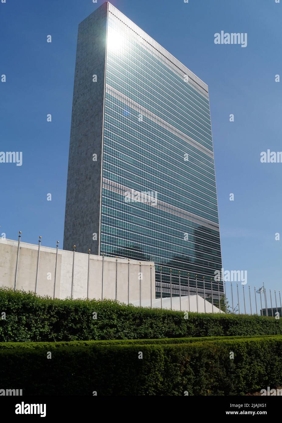 Plaza at main campus hi-res stock photography and images - Alamy