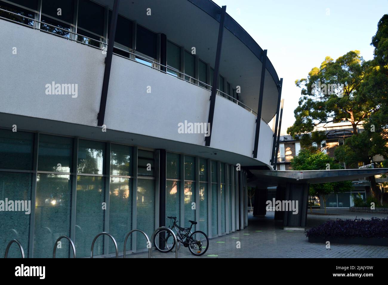 Unsw roundhouse hi-res stock photography and images - Alamy