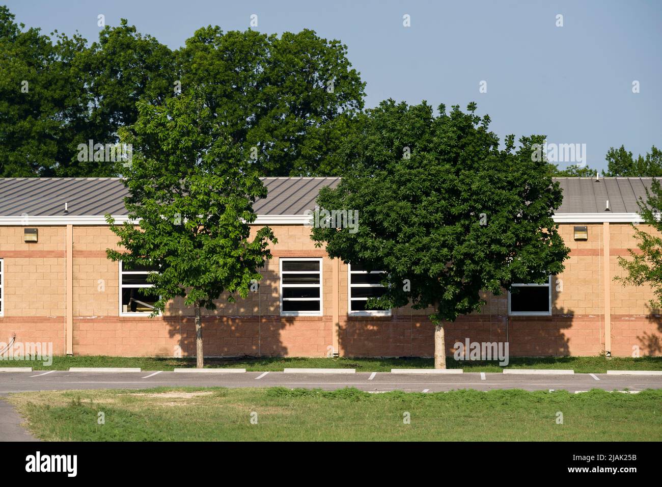 May 30, 2022: Windows on the Robb Elementary School building, the site ...