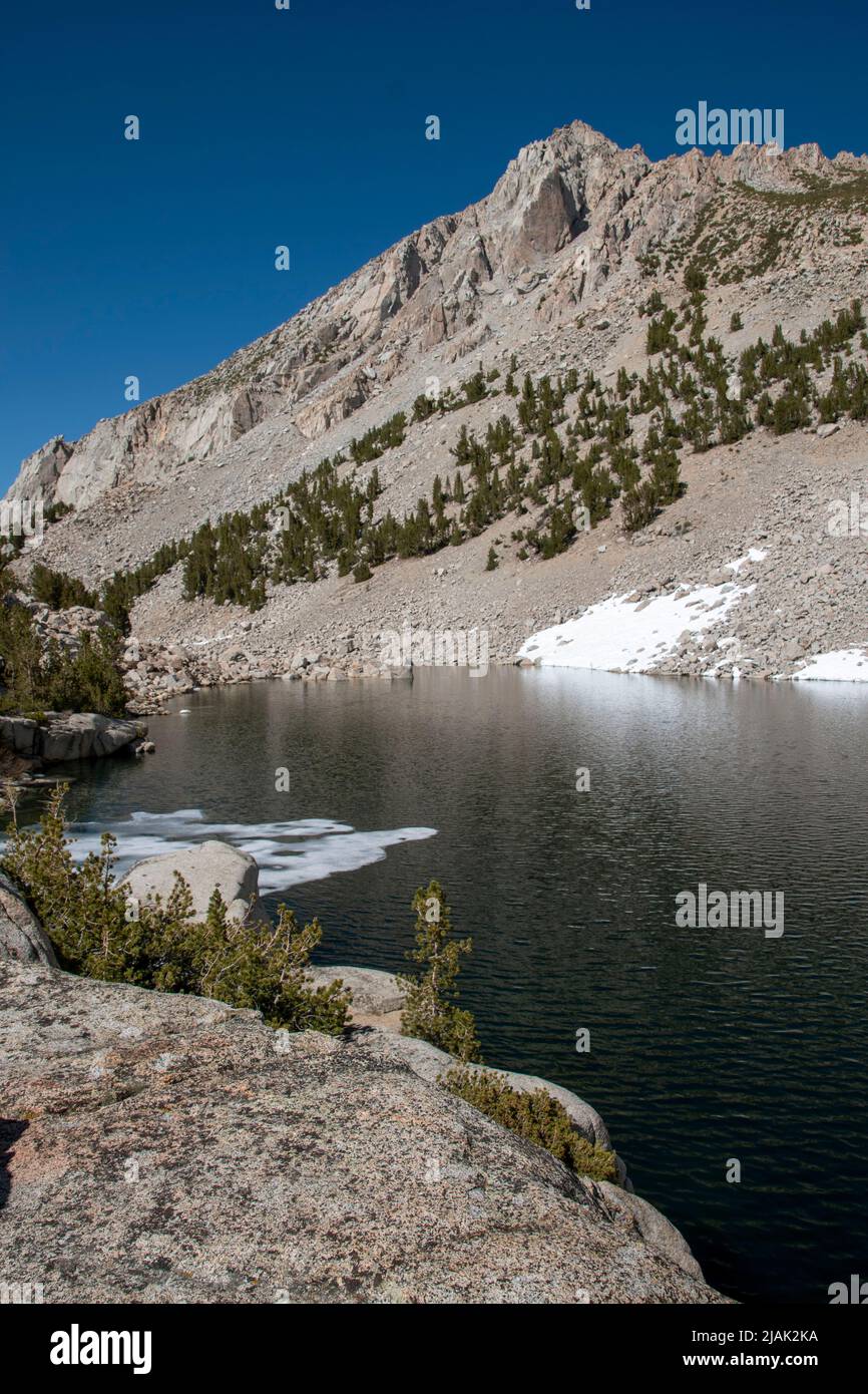 Donkey Lake is one of many alpine lakes in the Eastern Sierra of Inyo ...