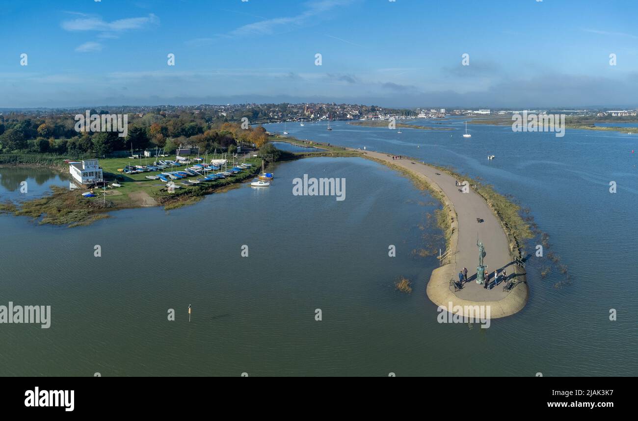 Byrhtnoth statue at the esplanade of the tourist town of Maldon in ...