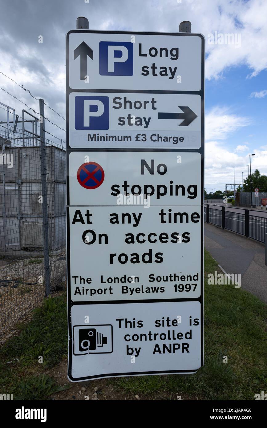 Stopping signal hi-res stock photography and images - Alamy