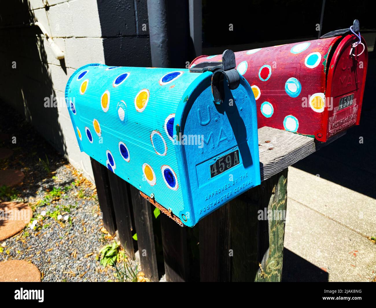 ^painted ^mailboxes hi-res stock photography and images - Alamy