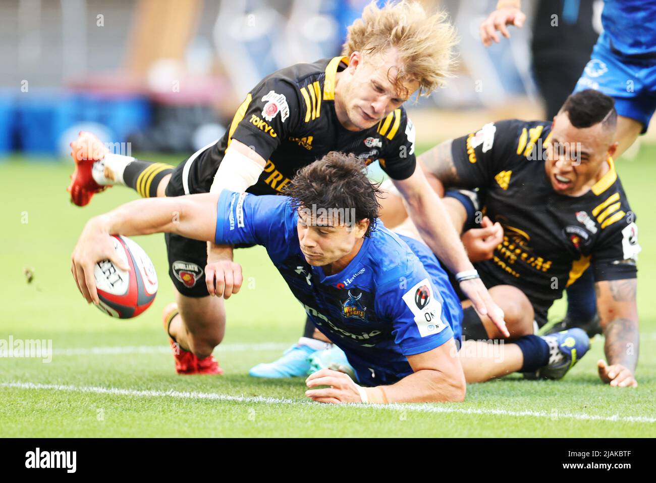 Japan National Stadium, Tokyo, Japan. 29th May, 2022. (T-B) Damian ...