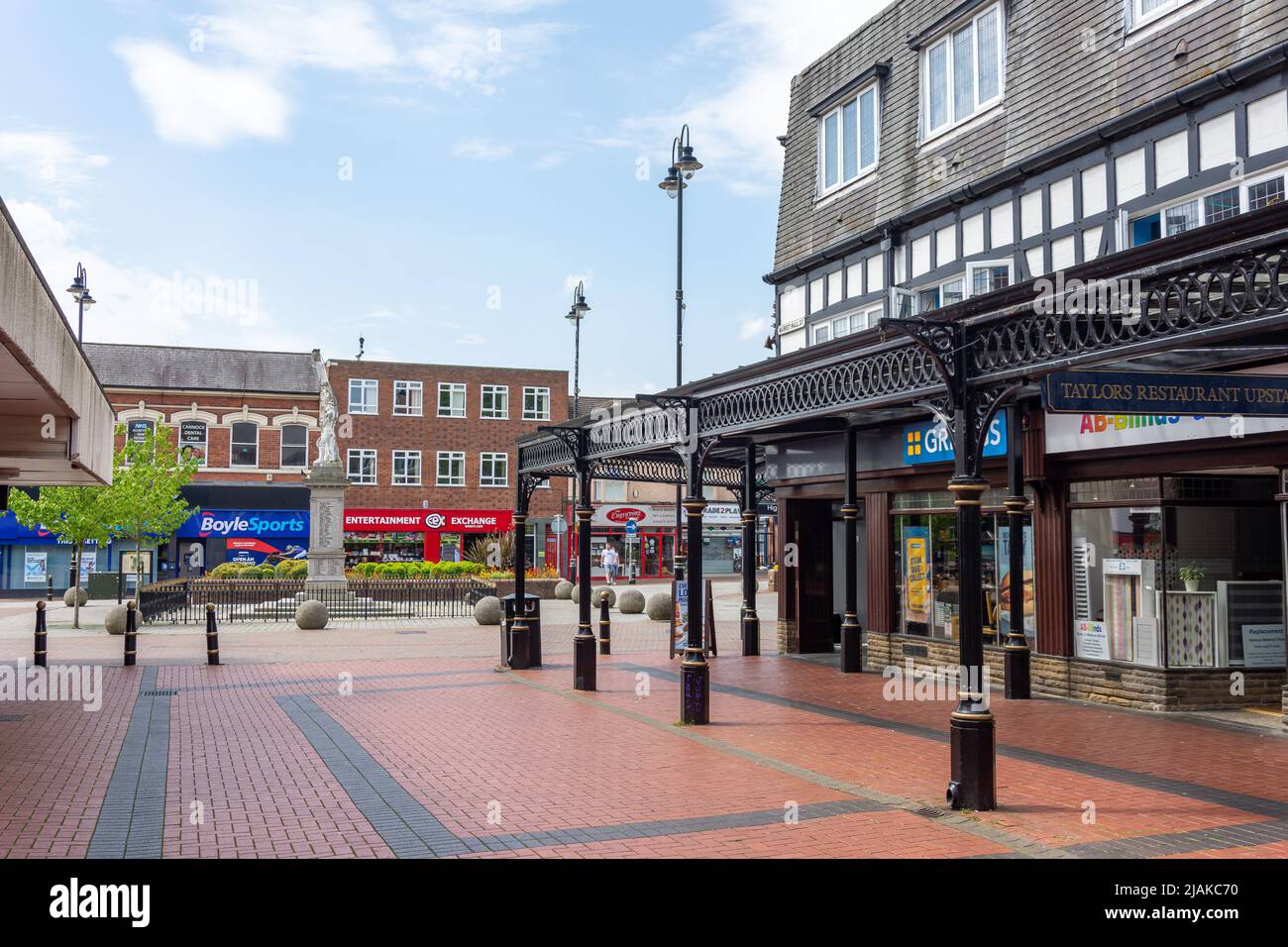 Cannock shopping centre market place centre downtown staffordshi hi-res ...