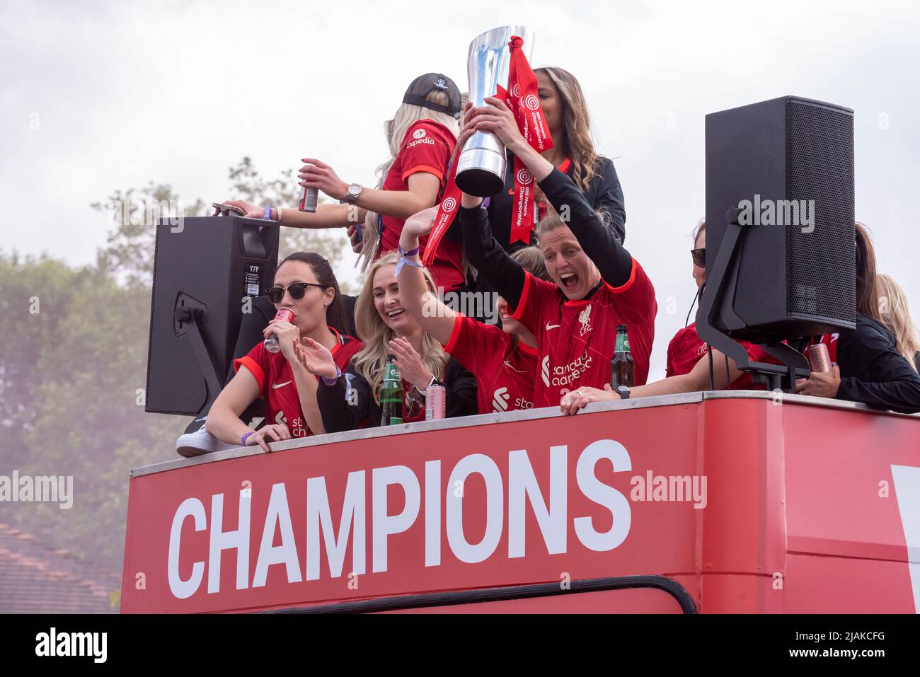 Women's team bus of Liverpool Football Club victory parade through the ...