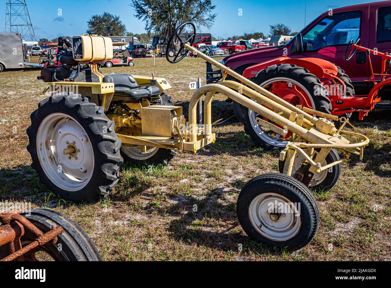 Tuff bilt hi-res stock photography and images - Alamy
