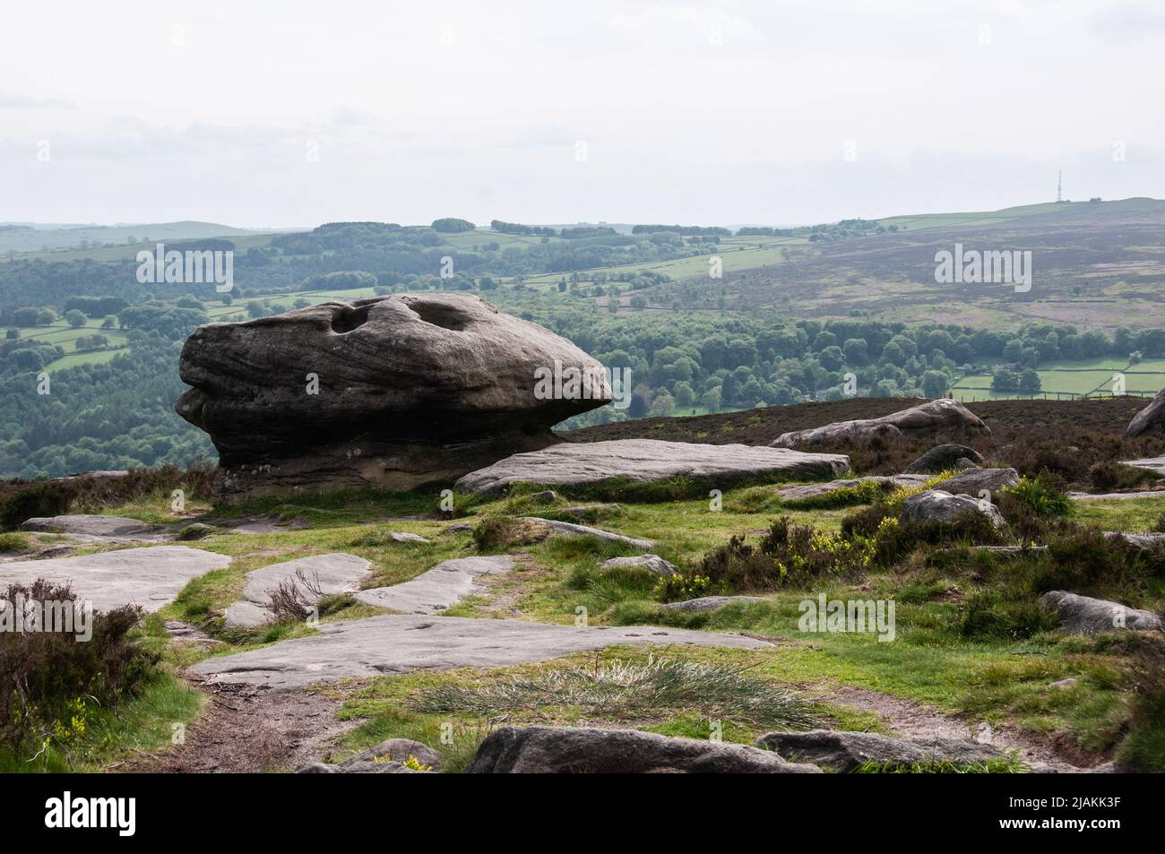 Around the UK - Millstone Edge - Peak District Britain's First National ...