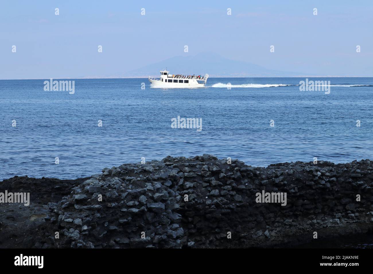 Barca capri hi-res stock photography and images - Alamy