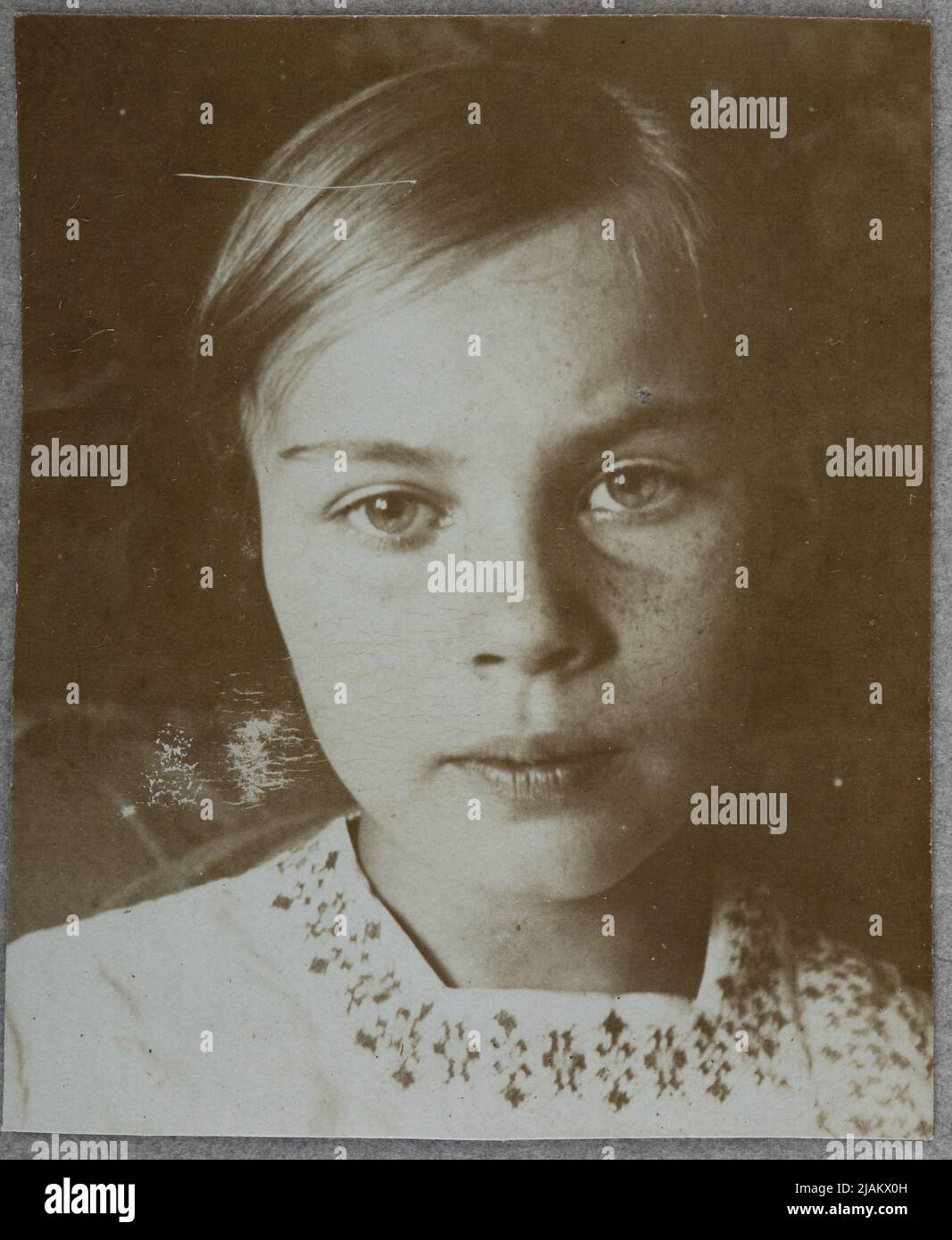 Unknown girl face photographed straight ahead unknown Stock Photo - Alamy