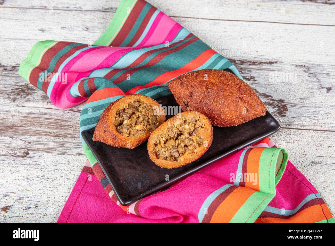 Icli kofta hi-res stock photography and images - Alamy