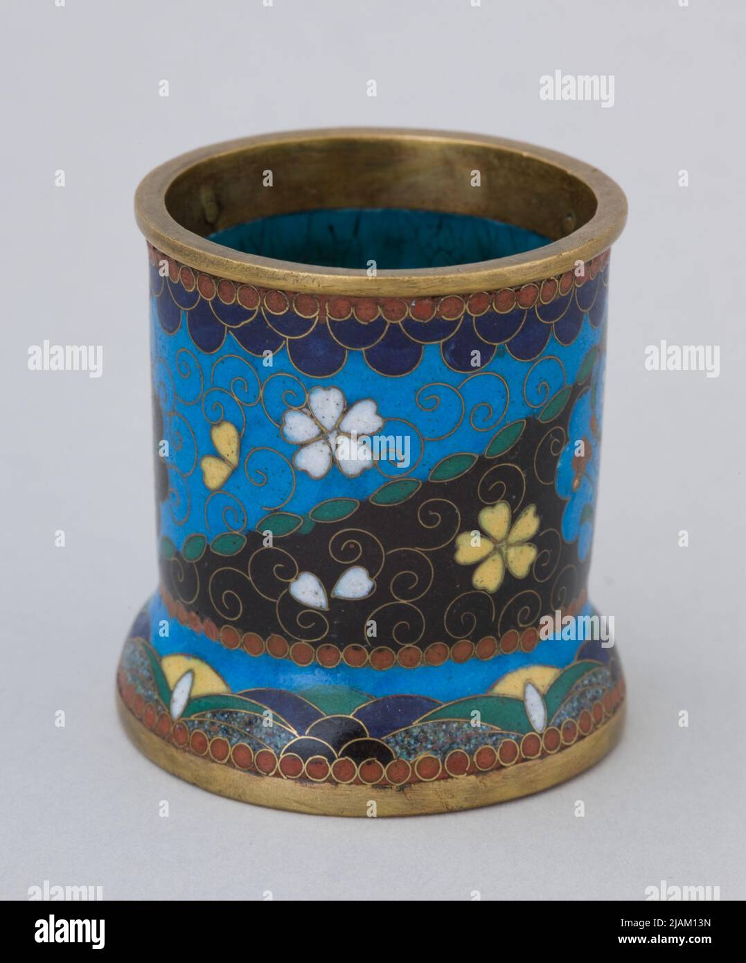 Cylindrical mug hi-res stock photography and images - Alamy