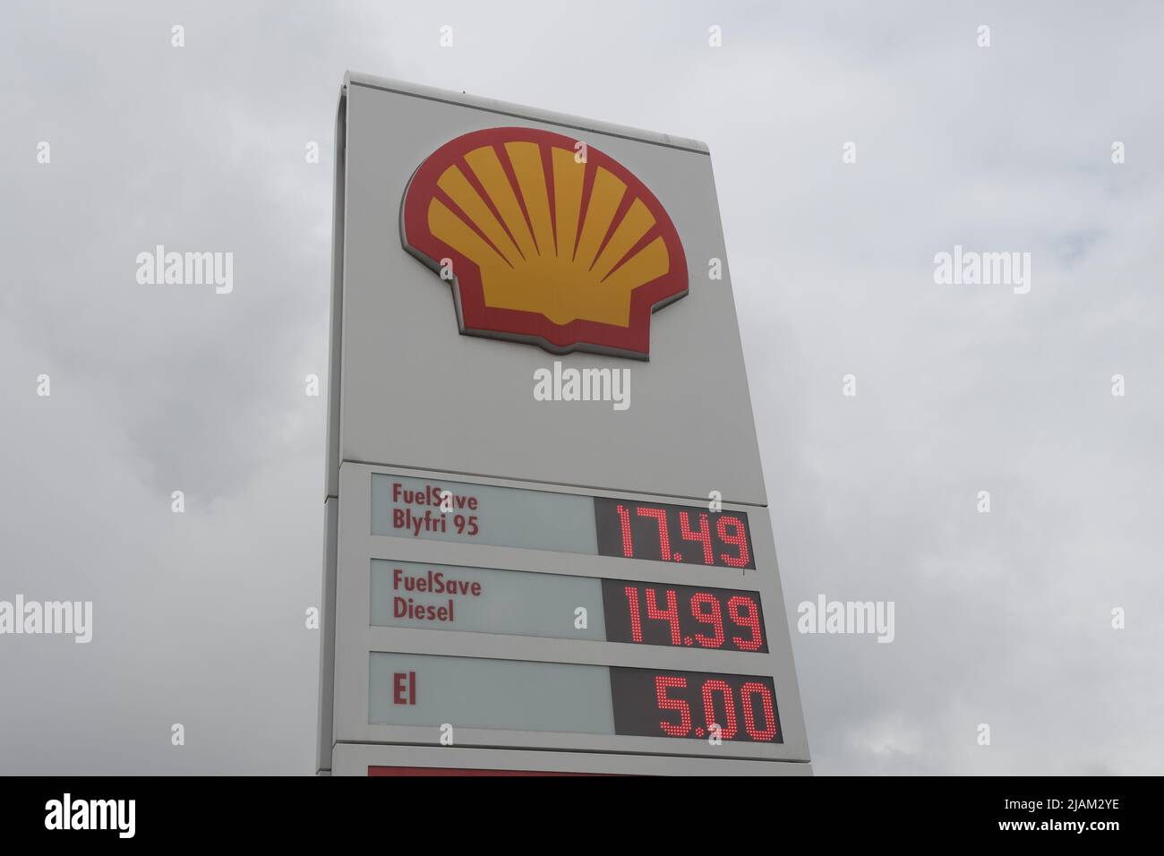 Kastrup/Copenhagen/Denmark/31 MAY l2022/Shell gasoline and shell ...
