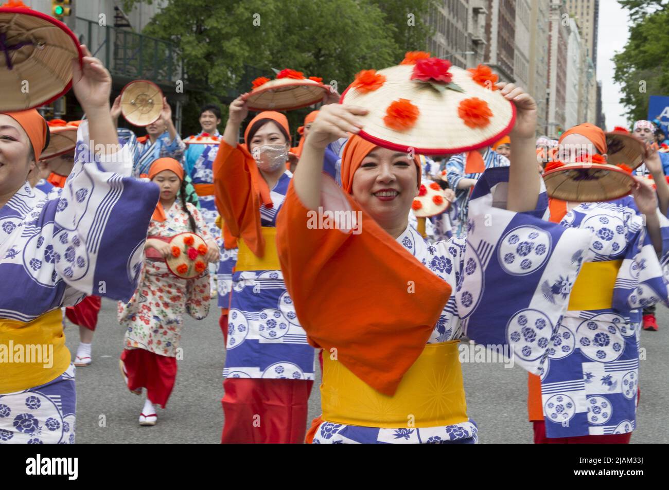 Japanese folk dancers perform at the first ever Japan Day Parade on ...