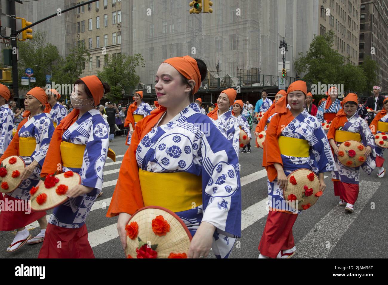 Japanese folk dancers perform at the first ever Japan Day Parade on ...