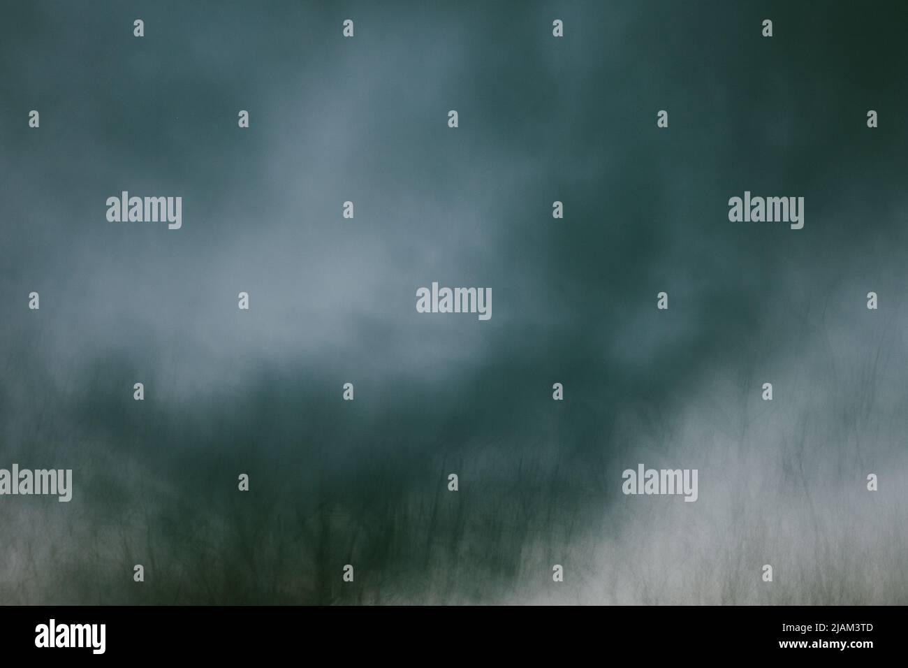 Smokey sky hi-res stock photography and images - Alamy