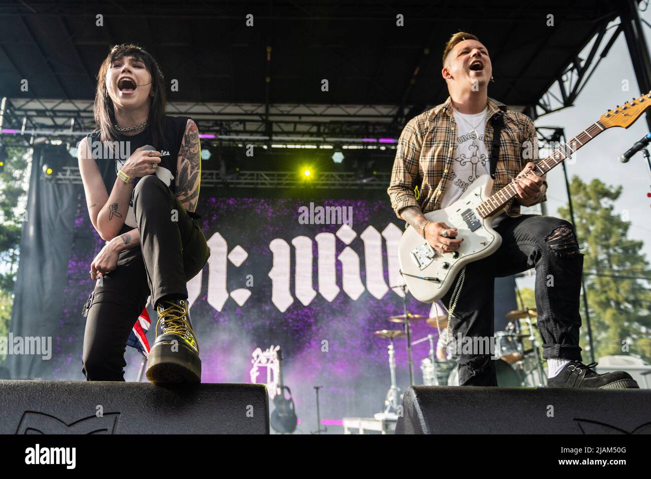 Hot Milk - Jim Shaw, Han Mee performs during the 2022 BottleRock Napa ...